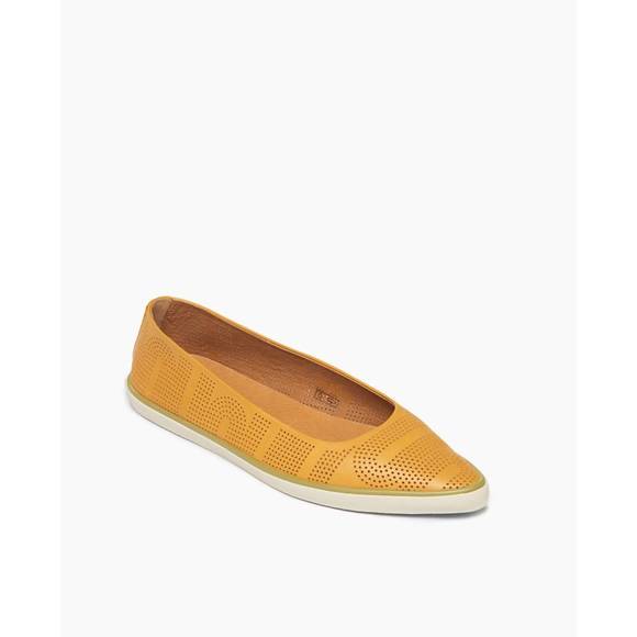 COCLICO | Shoes | New Coclico Women Usha Shoe In Ambra | Poshmark